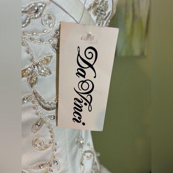 DaVinci | Dresses | Princess Wedding Gown With A Sleeveless Bodice ...